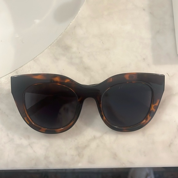 Le Specs | Accessories | Tortoise Le Spec Sunglasses | Poshmark